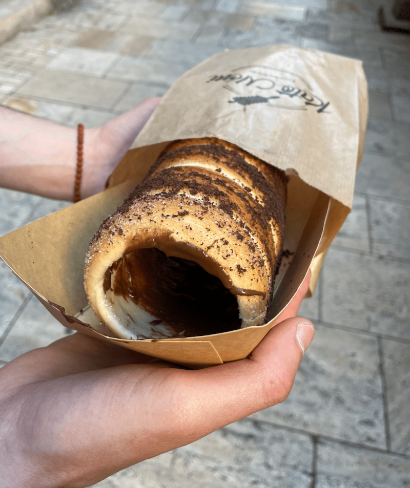 Où manger à Budapest ? Goulash, langos, chimney cake...